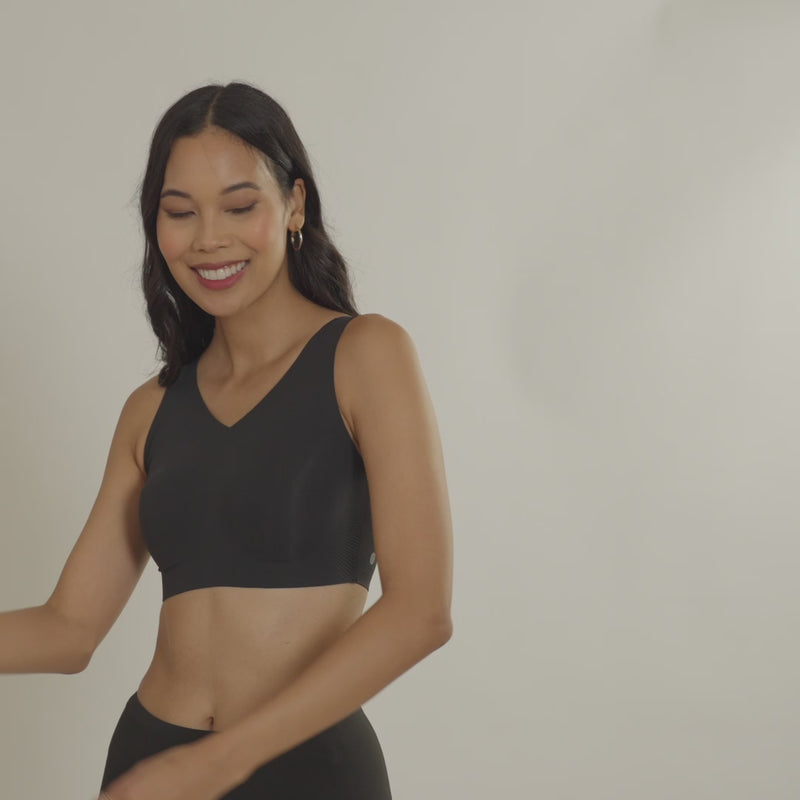 Seamless Slip-on Bra with Bonded Ladder Construction